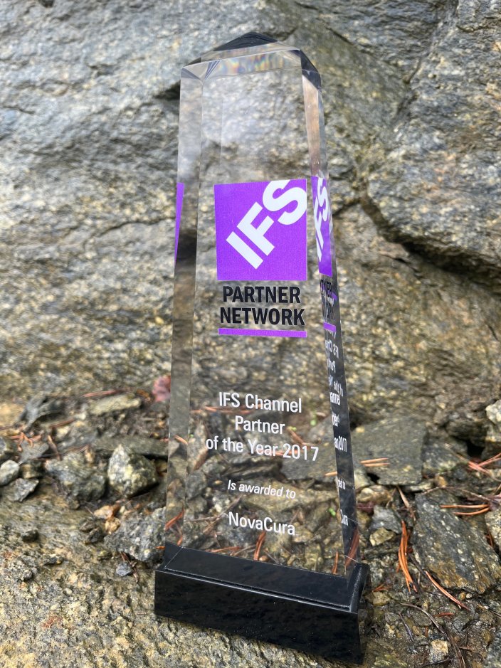 Novacura is IFS Channel Partner of the Year 2022 – Novacura